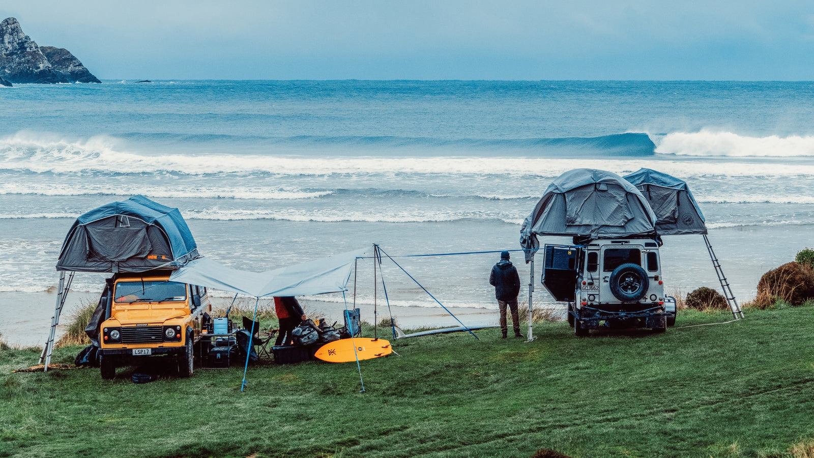 Roark Australia | Mens & Womens Clothing, Luggage & Travel Accessories
