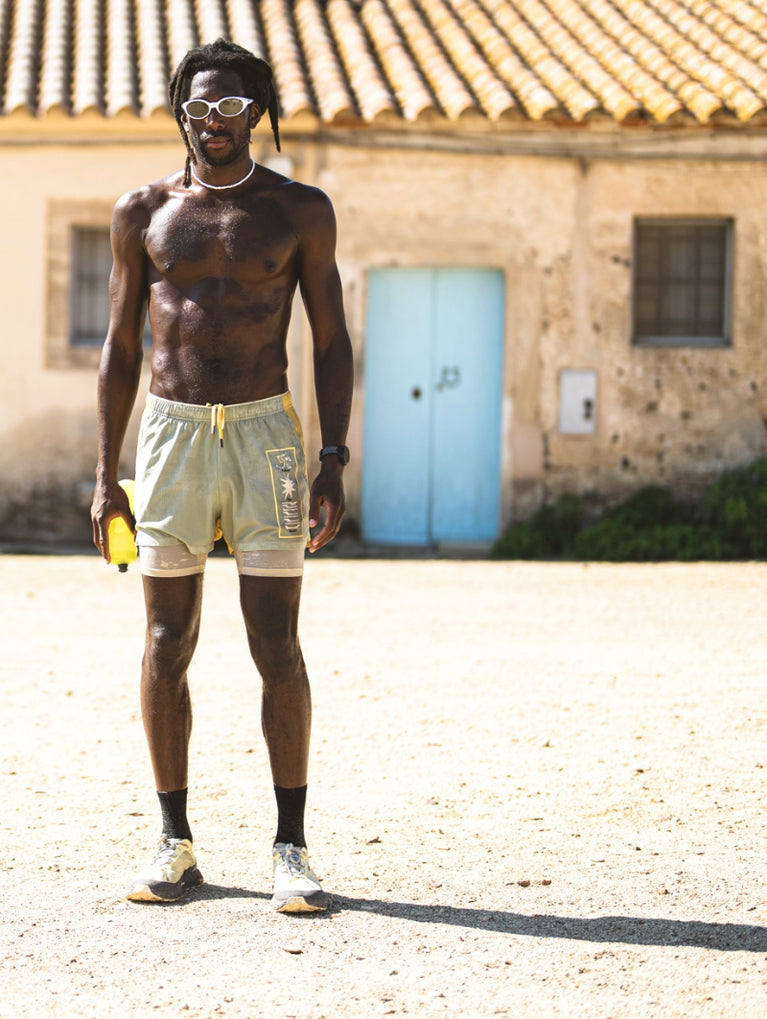 Roark Australia - Men's Clothing, Luggage and Trinkets.